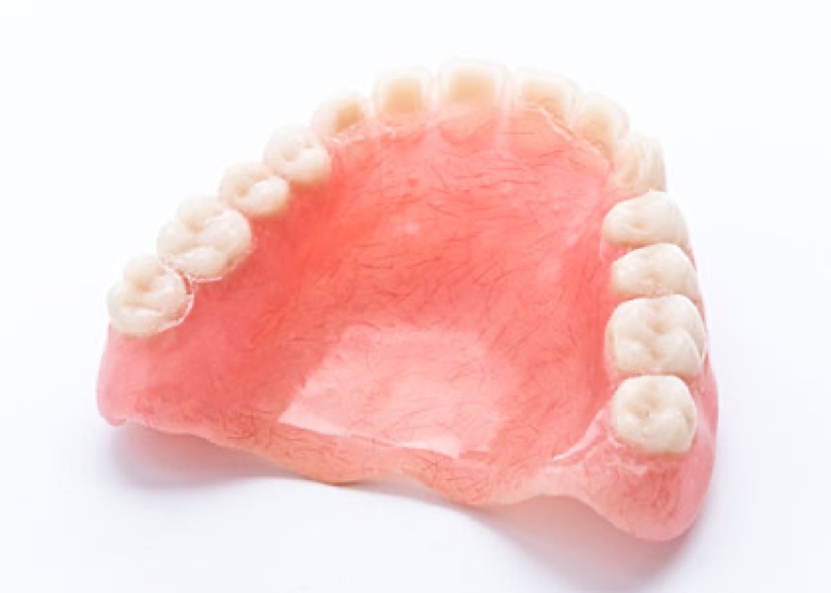 Complete Dentures | Castledowns Denture Clinic